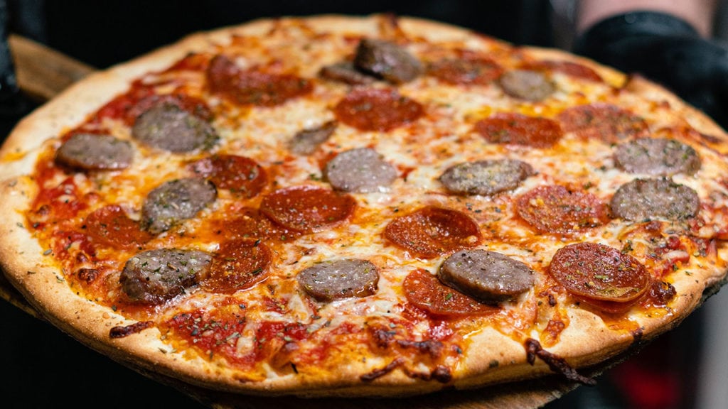 Grilled Pizza - Recipes with Homemade and Pre-Made Dough - Just Cook by ...